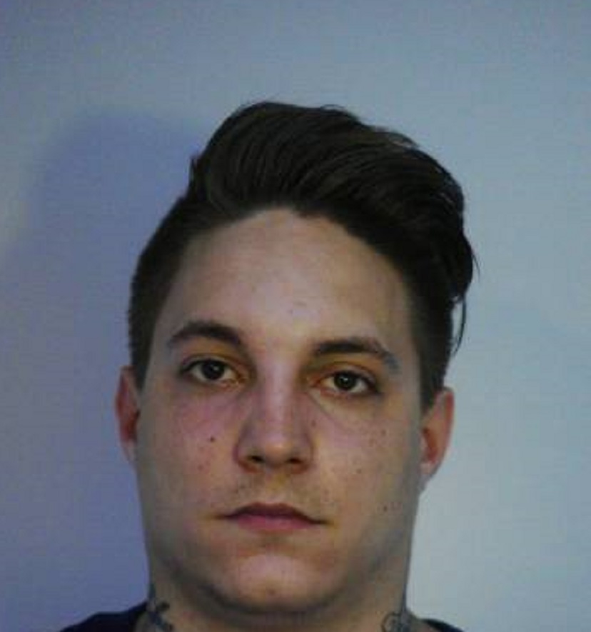 EZEKET A TOLVAJOKAT KERESIK AZ ÉRDI ZSARUK! Ha tud valamit róluk, kérik ...