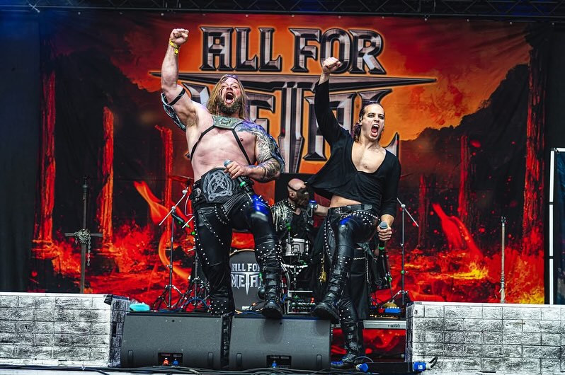 Énekest cserél az All For Metal - Dark Chest Magazine