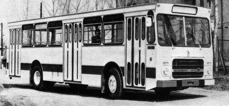40 évig együtt - Ikarus EAG buszok