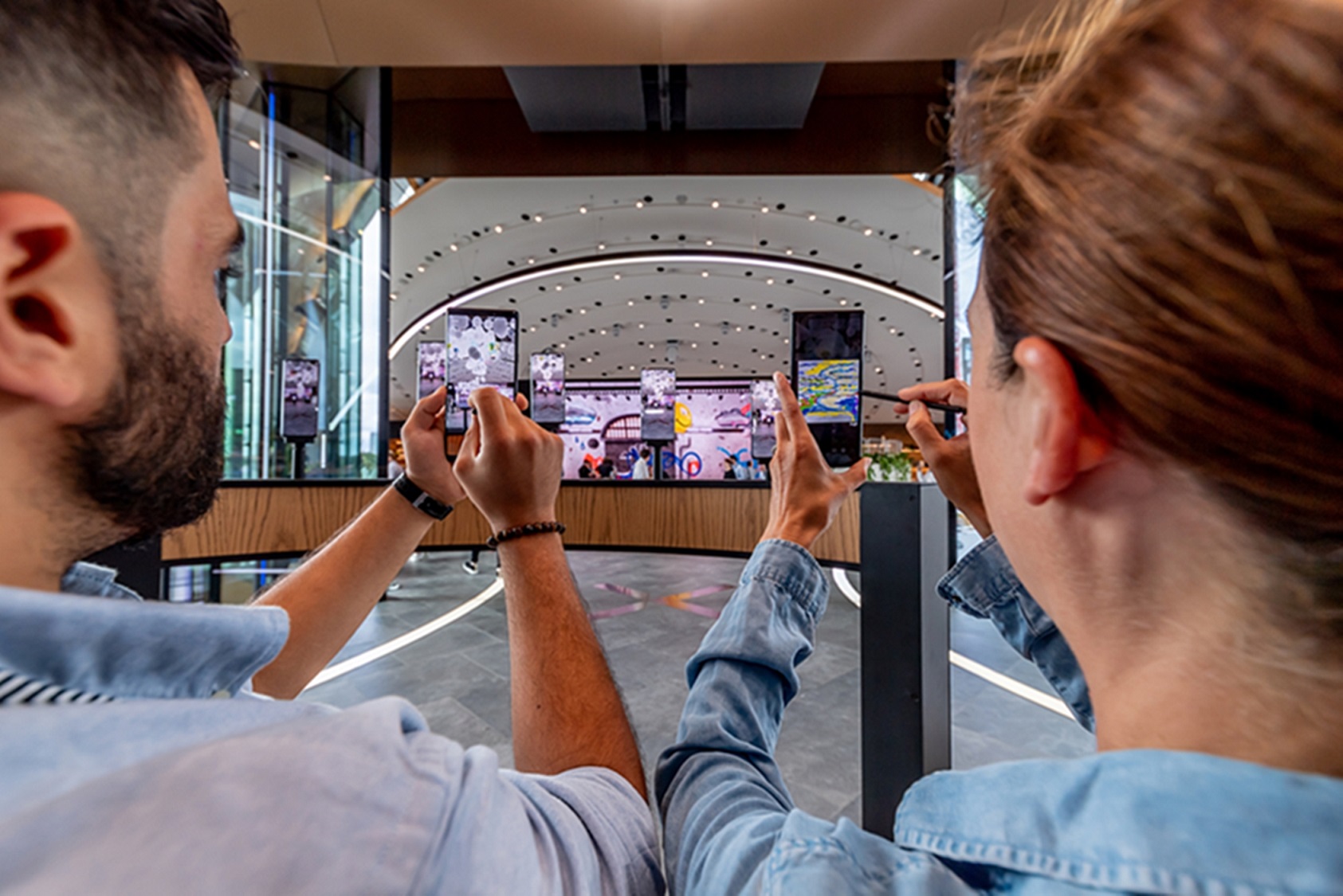 Új szint a szórakozásban - Megnyílt a londoni Samsung KX Élményközpont ...