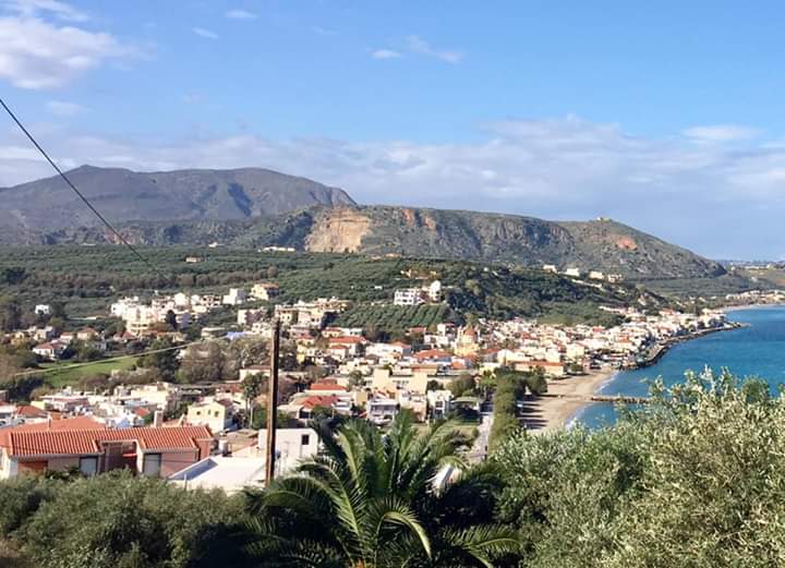 Év vége Krétán - Határátkelő