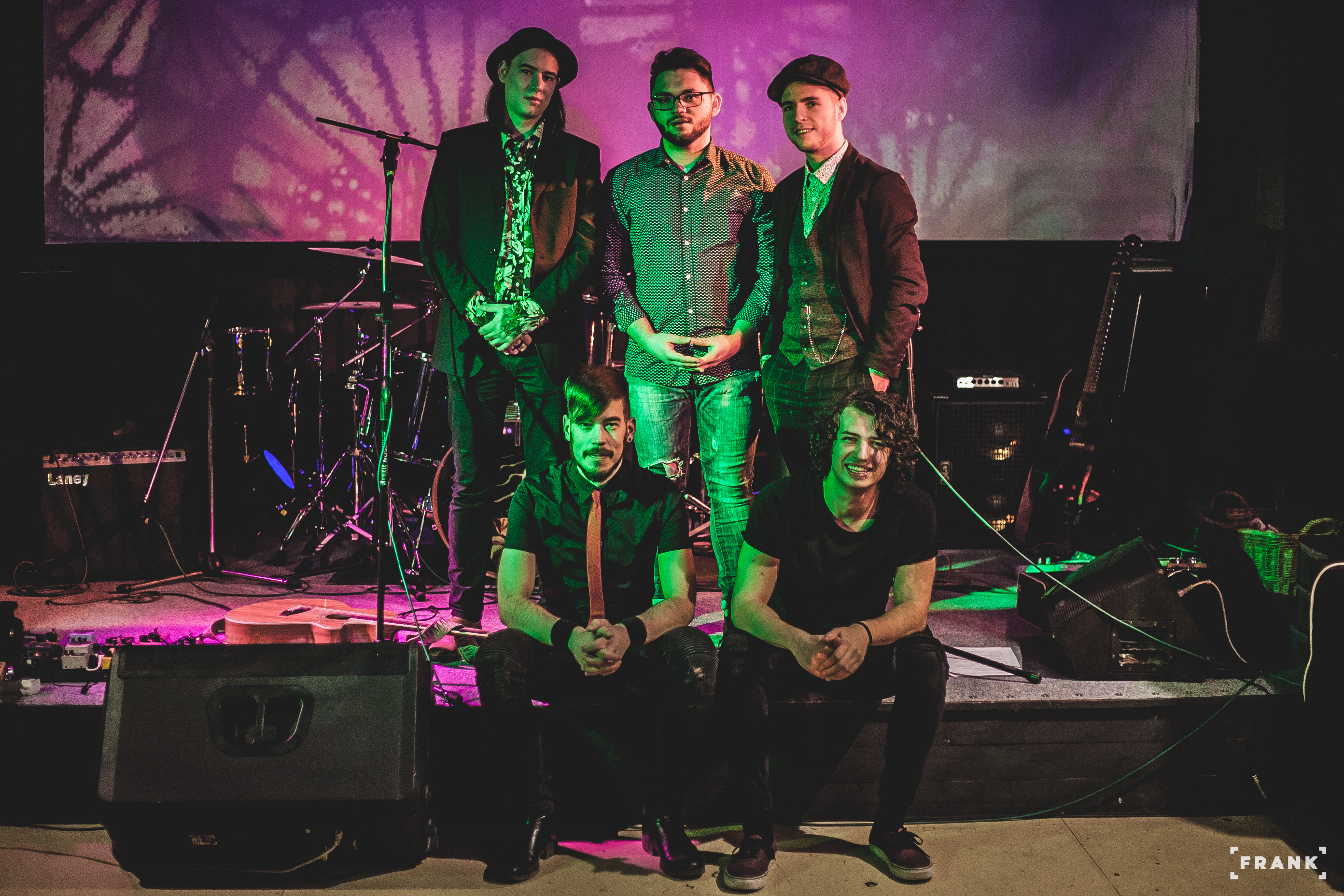 Vajon? - Bemutatkozik a Josef K. - Lángoló Gitárok