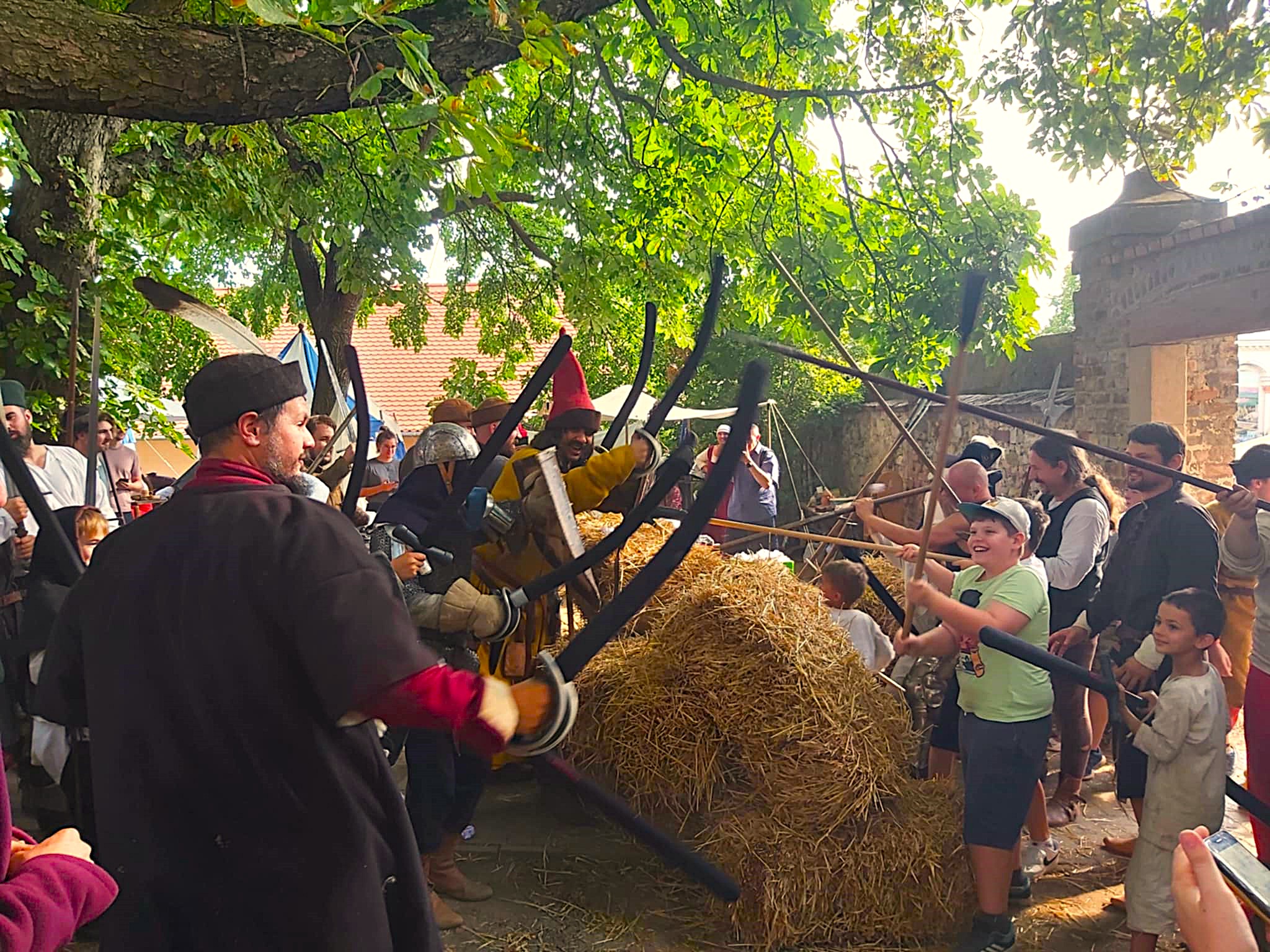 Pécs hősei újra győztek – óriási siker volt az ostromnap a Janus Pannonius Múzeumban - Mecsek24