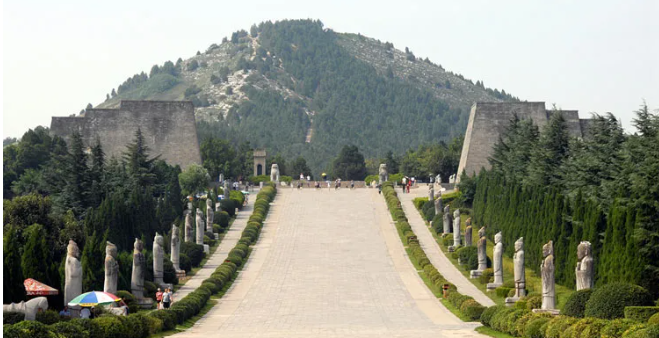 Xiangyang piramisa és a Dropa kövek - Mitológia