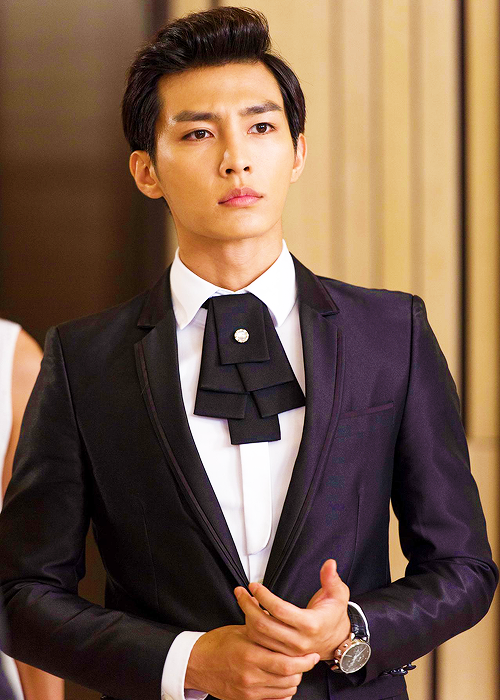 Aaron Yan - Napi ázsiai pasi