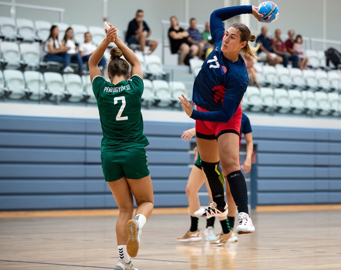 SPORTÁGVÁLASZTÓ. Aki beavat a részletekbe: HADNAGY FANNI, a ...