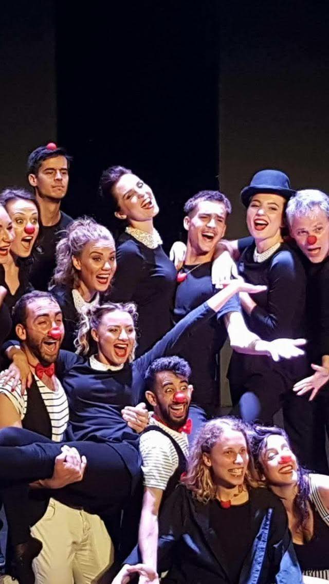 „Az egész bolygóra rá tudnék húzni egy cirkuszsátrat” – Co Lee-interjú ...