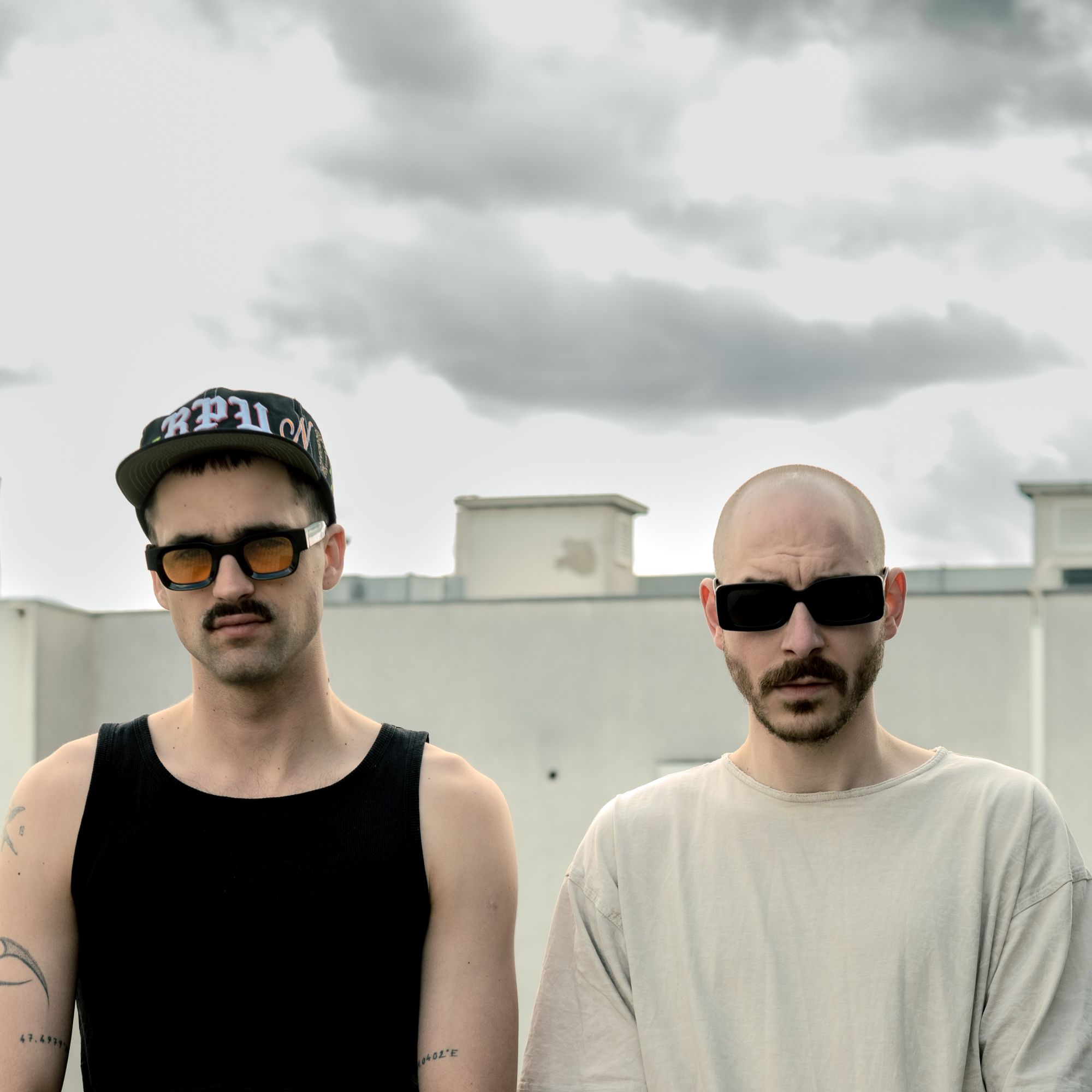 „Vidd vissza a forrásához a szeretetet” – Albumpremier! Co Lee ...