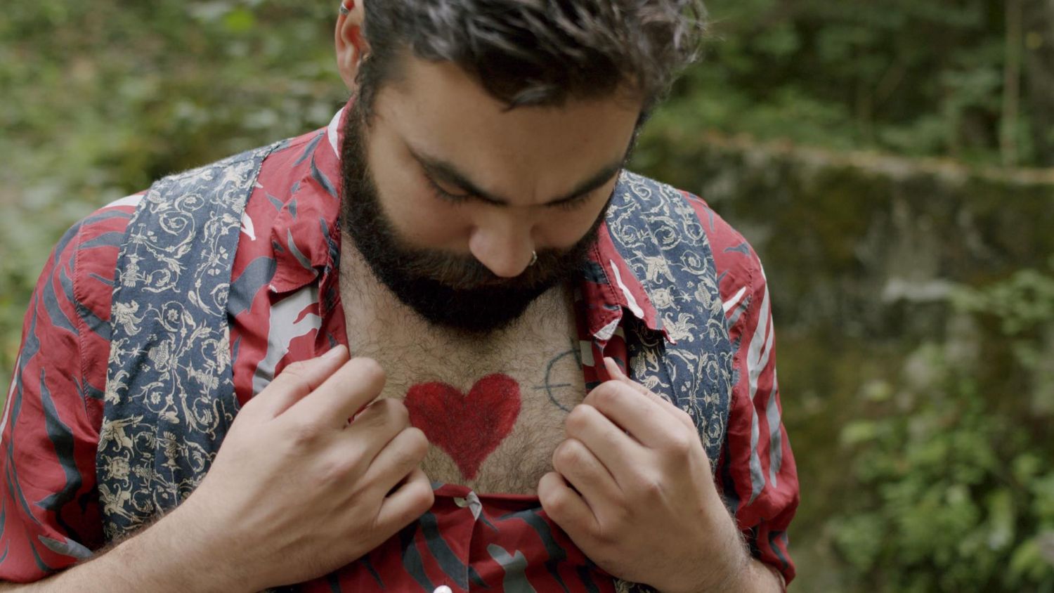 „Mégis mindig picit fáj énekelni” – Klippremier! Hegedűs Józsi ...