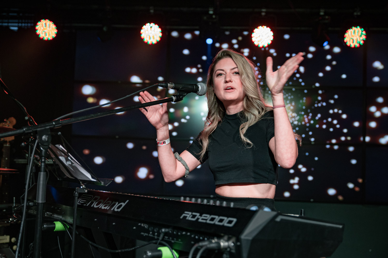 Újgenerációs girl power – Дeva, Saya Noé és I Am Soyuz az Akváriumban ...