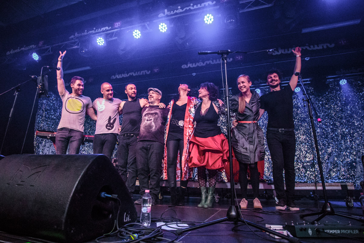 Eklektikus örömzene a Rocky Mountain és a Fuji árnyékából - Erik Sumo ...