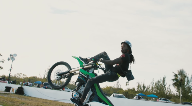 Lehet-e ambientre krosszmotorozni? - Recorder