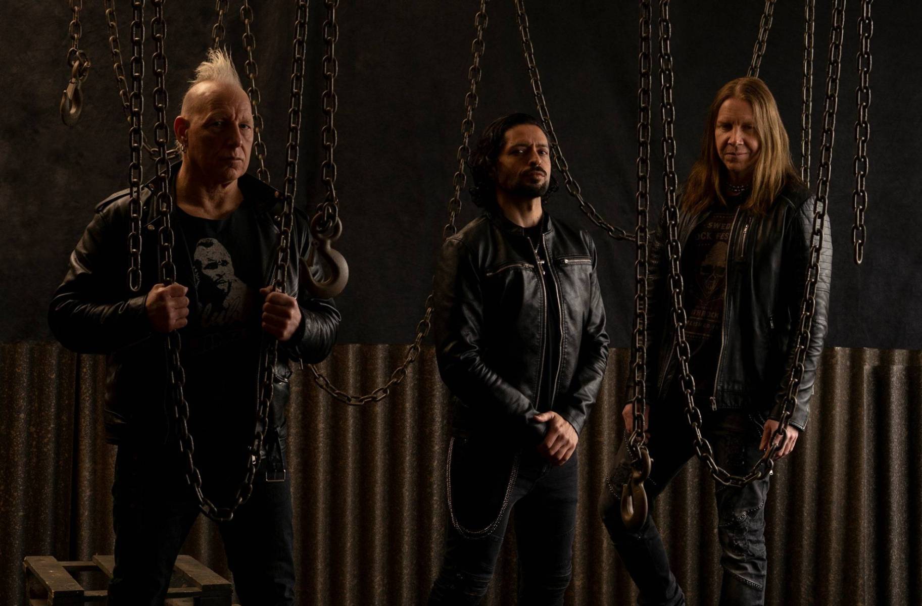 Megjelent a The Ferrymen új lemeze, a One More River To Cross - RockStation