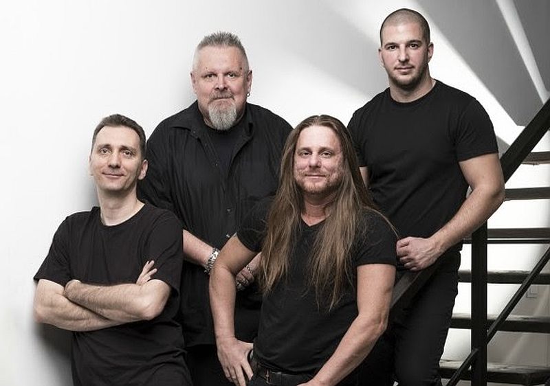 OSSIAN - Dalpremier: Hatvanszor - Rozsdagyár