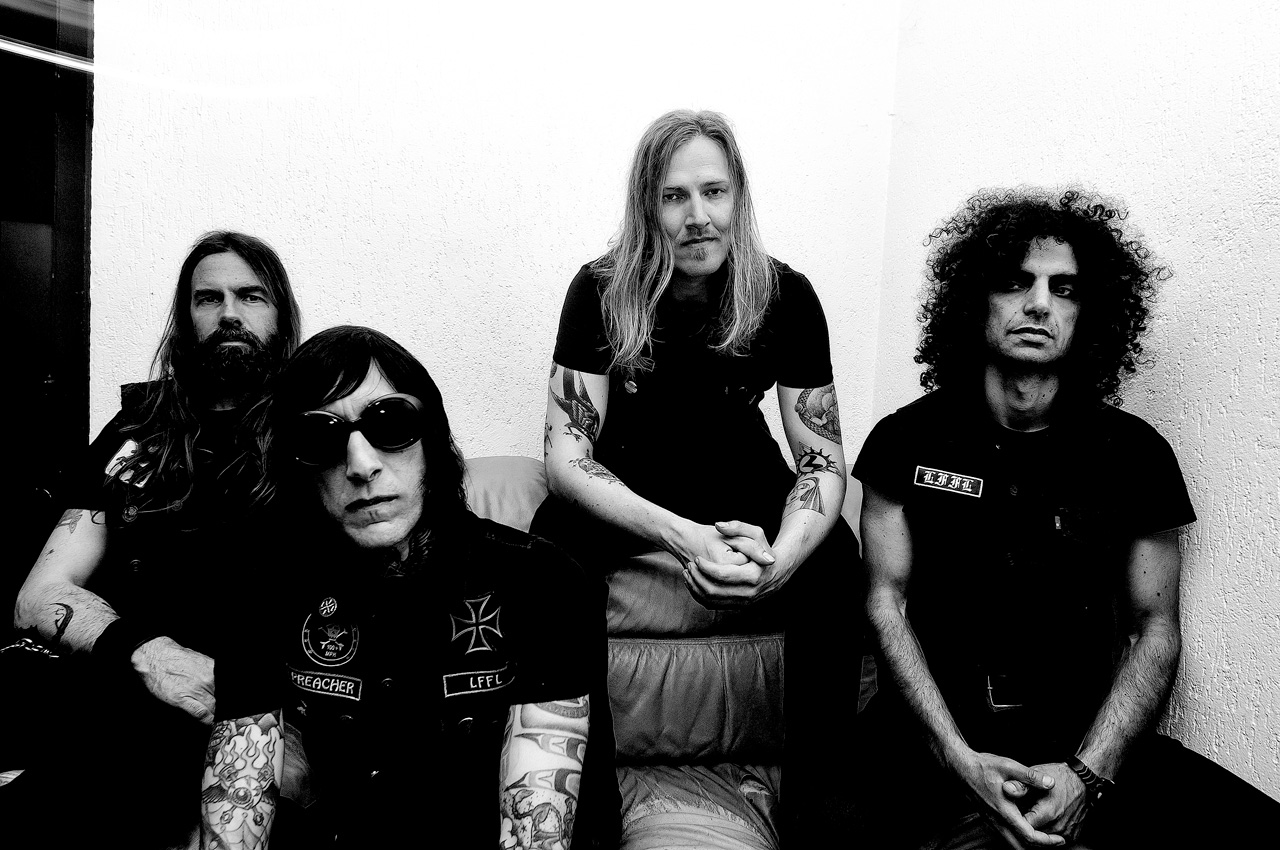 THE LORDS OF ALTAMONT - Tune In, Turn On, Electrify (2021) - Rozsdagyár