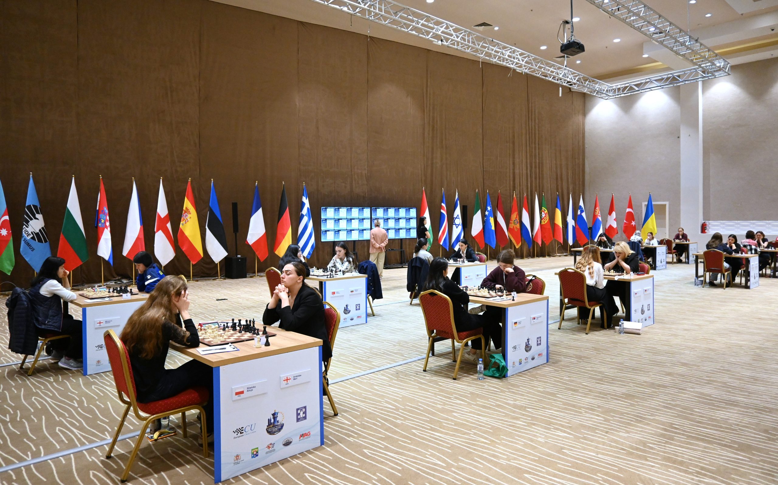 Live! - 13:00 - European Women's Chess Championship - 2026. máj. 25 ...