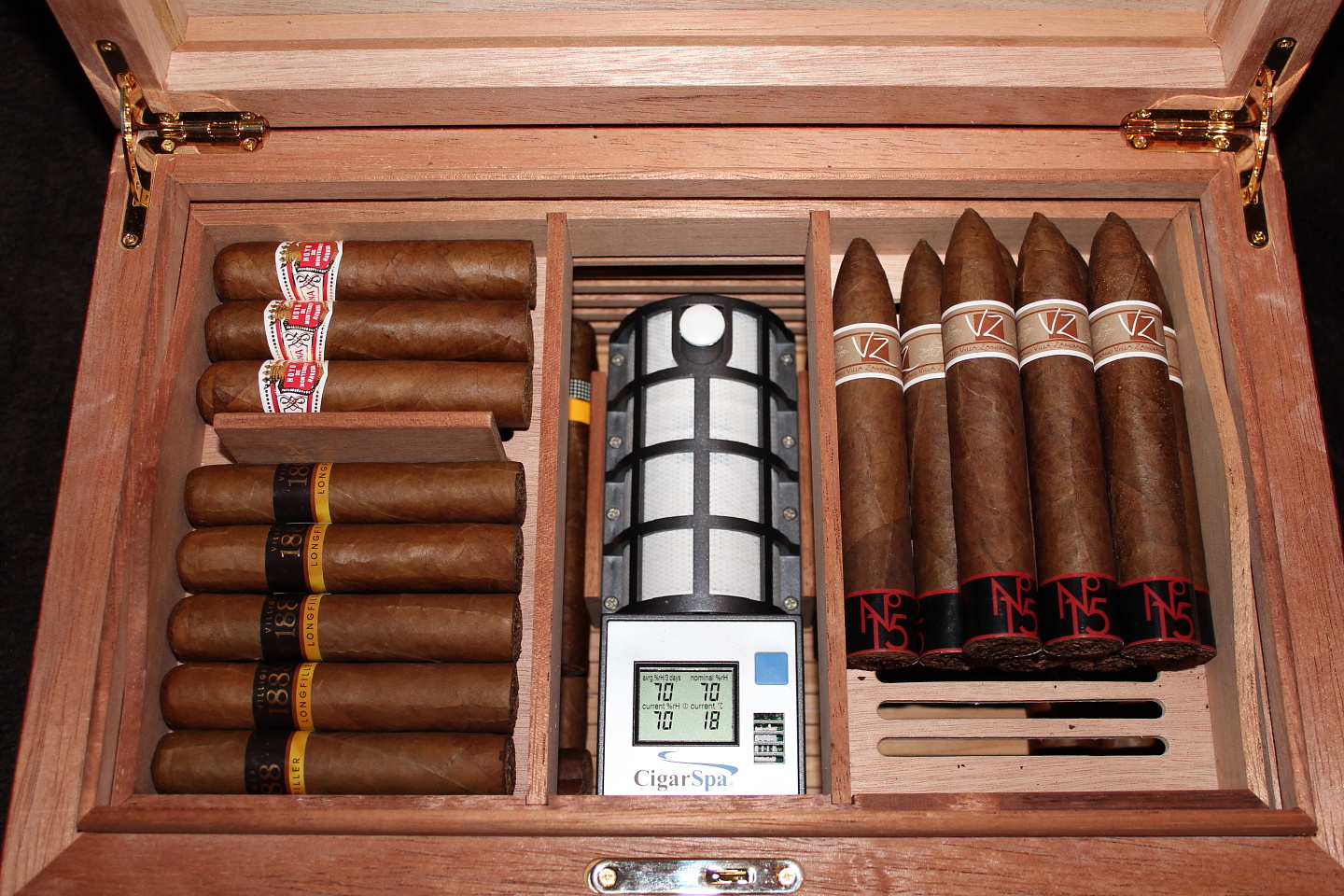 A Németek is Érteni Szereretnének a Szivarok Párásításához - Cigar Spa ...