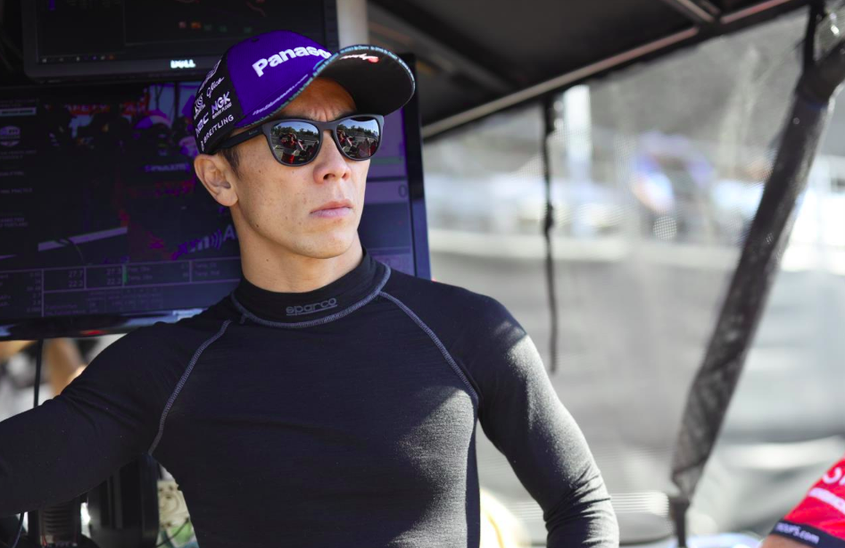 HIVATALOS: Takuma Sato távozik az RLL Racingtől