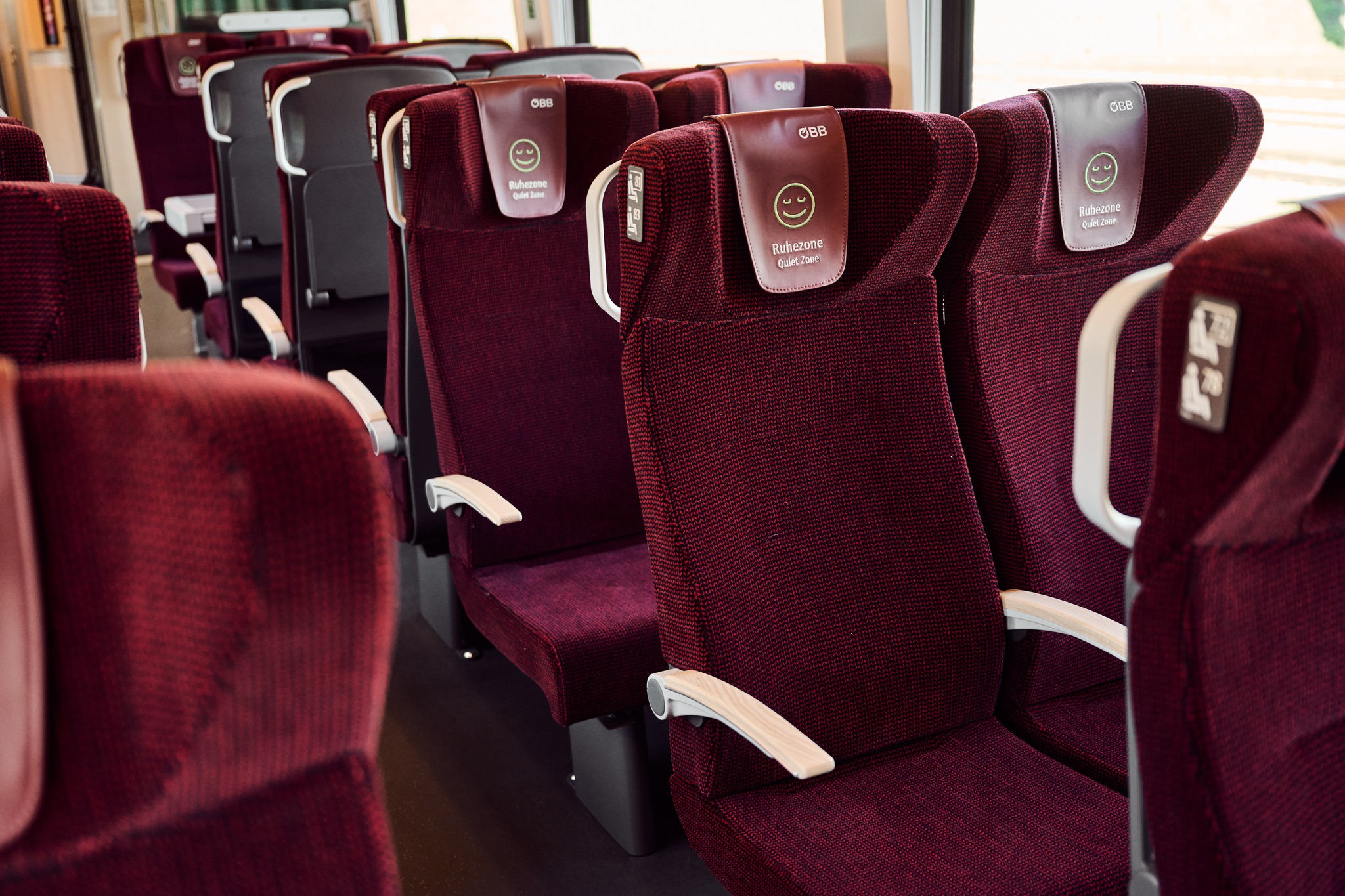 Bemutatkozott az első felújított Railjet! - Vonattal? Természetesen!